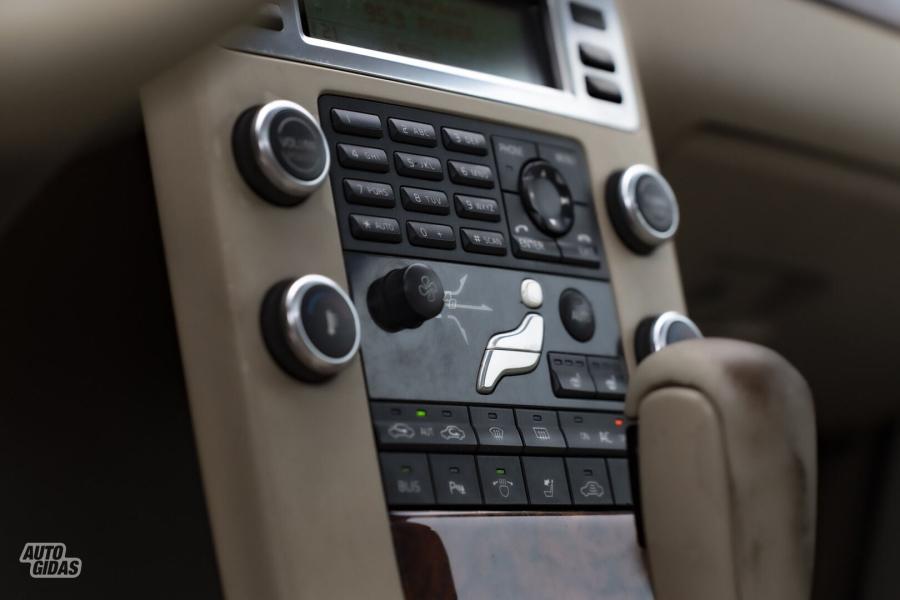 Volvo S80 2007 Viļņa, ar dzinēja tilpumu 2.40 L un nobraukumu 360 tūkst. km par 2850 €, foto 15 vietnē AUTOMOTO.COM.LV