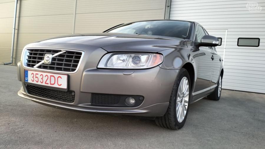 Volvo S80 2007 Viļņa, ar dzinēja tilpumu 2.40 L un nobraukumu 280 tūkst. km par 3450 €, foto 4 vietnē AUTOMOTO.COM.LV