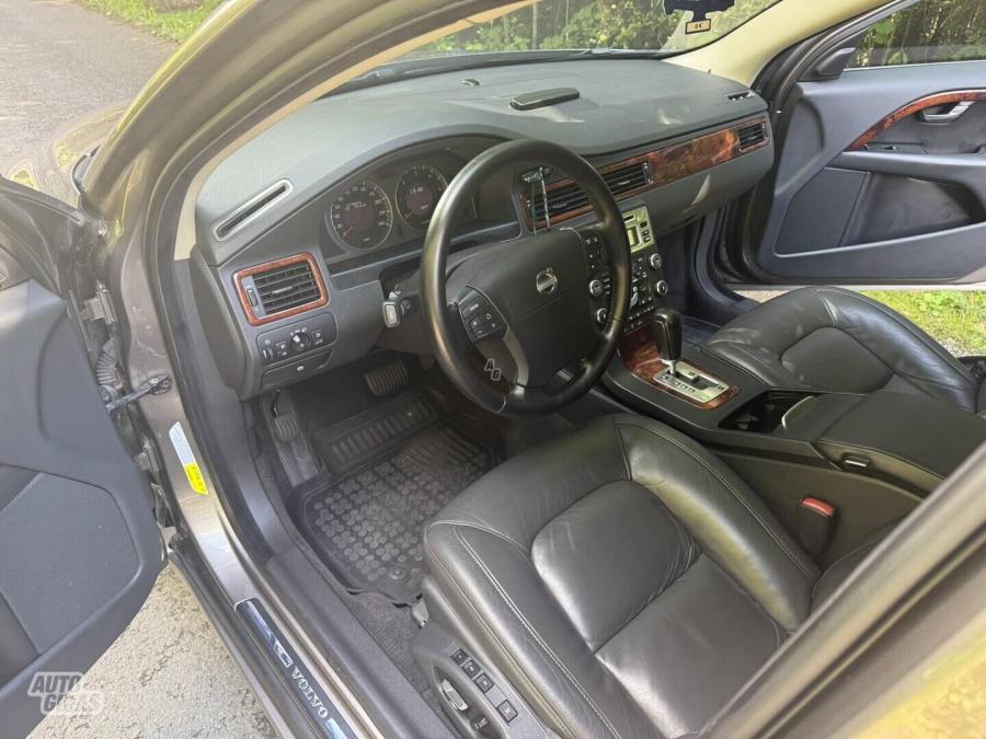 Volvo S80 2007 Viļņa, ar dzinēja tilpumu 2.40 L un nobraukumu 280 tūkst. km par 3450 €, foto 13 vietnē AUTOMOTO.COM.LV