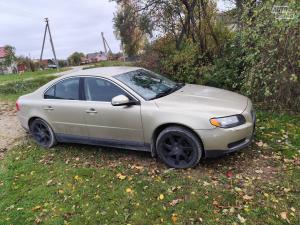 Volvo S80 2007 in Siauliai, with an engine capacity of 2.40 L and mileage of 350 thousand km for 999 €, photo 3 on AUTOMOTO.COM.LV