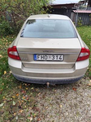 Volvo S80 2007 in Siauliai, with an engine capacity of 2.40 L and mileage of 350 thousand km for 999 €, photo 5 on AUTOMOTO.COM.LV