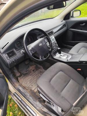 Volvo S80 2007 in Siauliai, with an engine capacity of 2.40 L and mileage of 350 thousand km for 999 €, photo 6 on AUTOMOTO.COM.LV