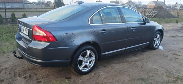 Volvo S80 2008 in Taurage, with an engine capacity of 2.40 L and mileage of 288 thousand km for 2950 €, photo 1 on AUTOMOTO.COM.LV