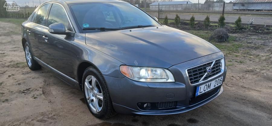 Volvo S80 2008 in Taurage, with an engine capacity of 2.40 L and mileage of 288 thousand km for 2950 €, photo 2 on AUTOMOTO.COM.LV