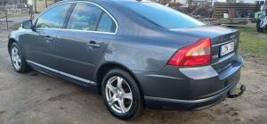 Volvo S80 2008 in Taurage, with an engine capacity of 2.40 L and mileage of 288 thousand km for 2950 €, photo 4 on AUTOMOTO.COM.LV