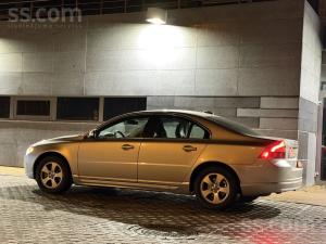 Volvo S80 2008 in Bauska, with an engine capacity of 2.40 L and mileage of 0 thousand km for 2650 €, photo 4 on AUTOMOTO.COM.LV