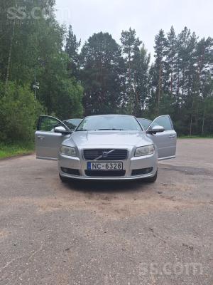 Volvo S80 2008 in Riga, with an engine capacity of 2.40 L and mileage of 240 thousand km for 4888 €, photo 5 on AUTOMOTO.COM.LV