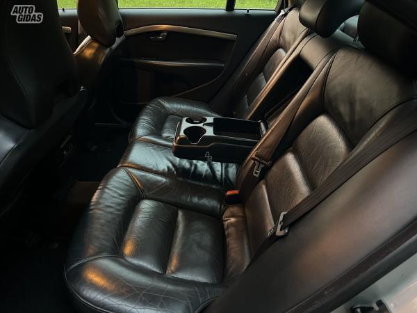 Volvo S80 2008 Viļņa, ar dzinēja tilpumu 2.40 L un nobraukumu 400 tūkst. km par 2400 €, foto 6 vietnē AUTOMOTO.COM.LV