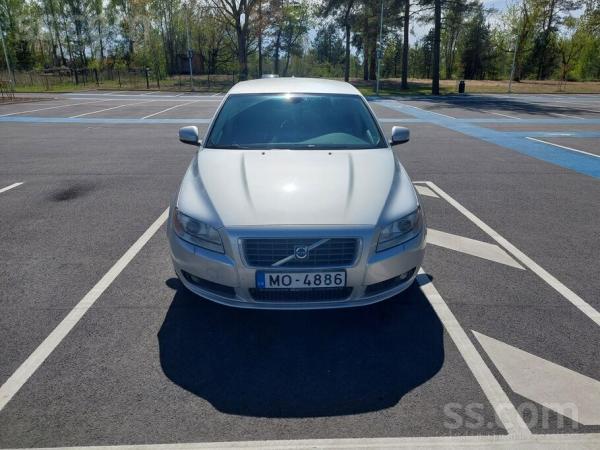 Volvo S80 2008 Rīga, ar dzinēja tilpumu 2.40 L un nobraukumu 159 tūkst. km par 4300 €, foto 3 vietnē AUTOMOTO.COM.LV