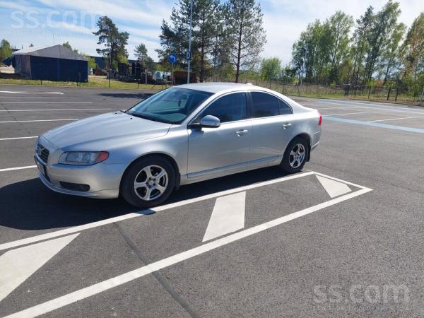 Volvo S80 2008 Rīga, ar dzinēja tilpumu 2.40 L un nobraukumu 159 tūkst. km par 4300 €, foto 4 vietnē AUTOMOTO.COM.LV