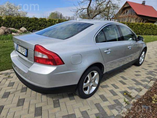 Volvo S80 2008 Ogre, ar dzinēja tilpumu 2.40 L un nobraukumu 188 tūkst. km par 5750 €, foto 3 vietnē AUTOMOTO.COM.LV