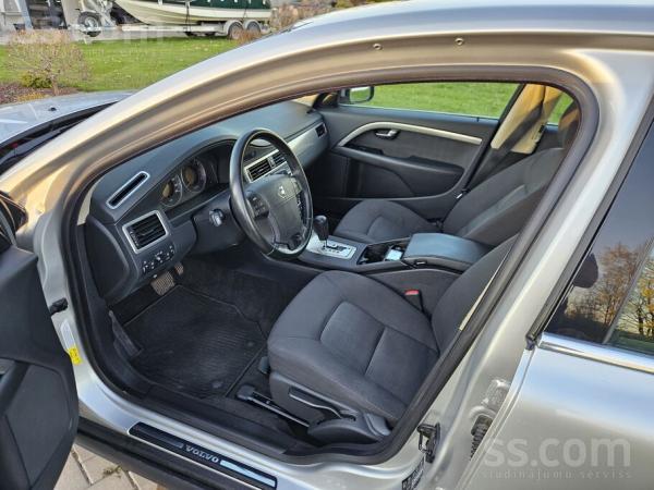 Volvo S80 2008 Ogre, ar dzinēja tilpumu 2.40 L un nobraukumu 188 tūkst. km par 5750 €, foto 6 vietnē AUTOMOTO.COM.LV