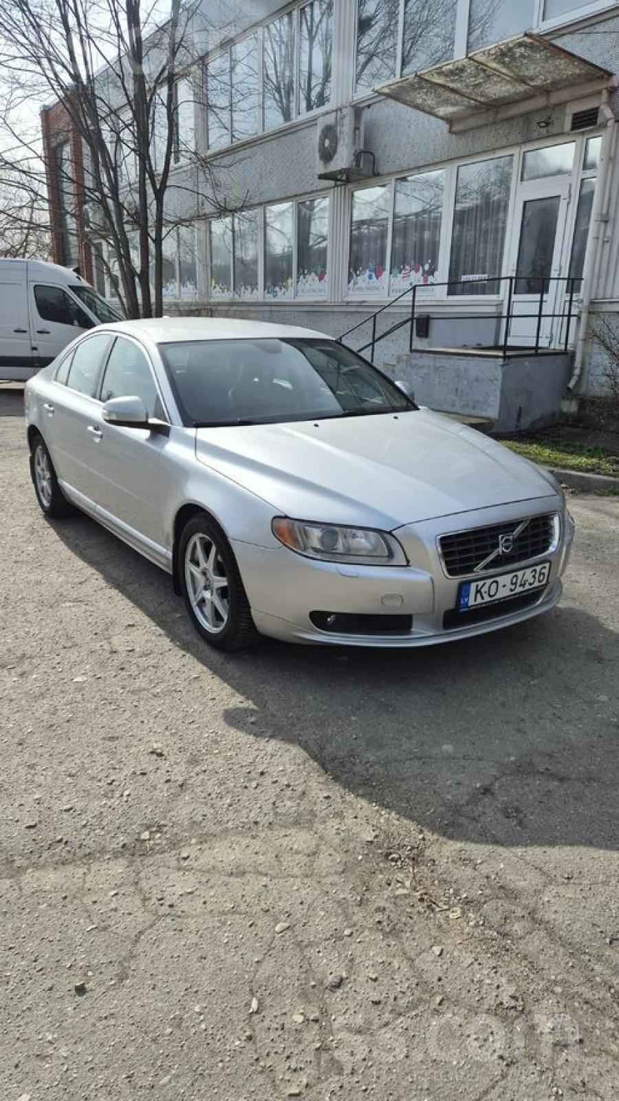 Volvo S80 2008 Rīga, ar dzinēja tilpumu 2.40 L un nobraukumu 290 tūkst. km par 4200 €, foto 1 vietnē AUTOMOTO.COM.LV