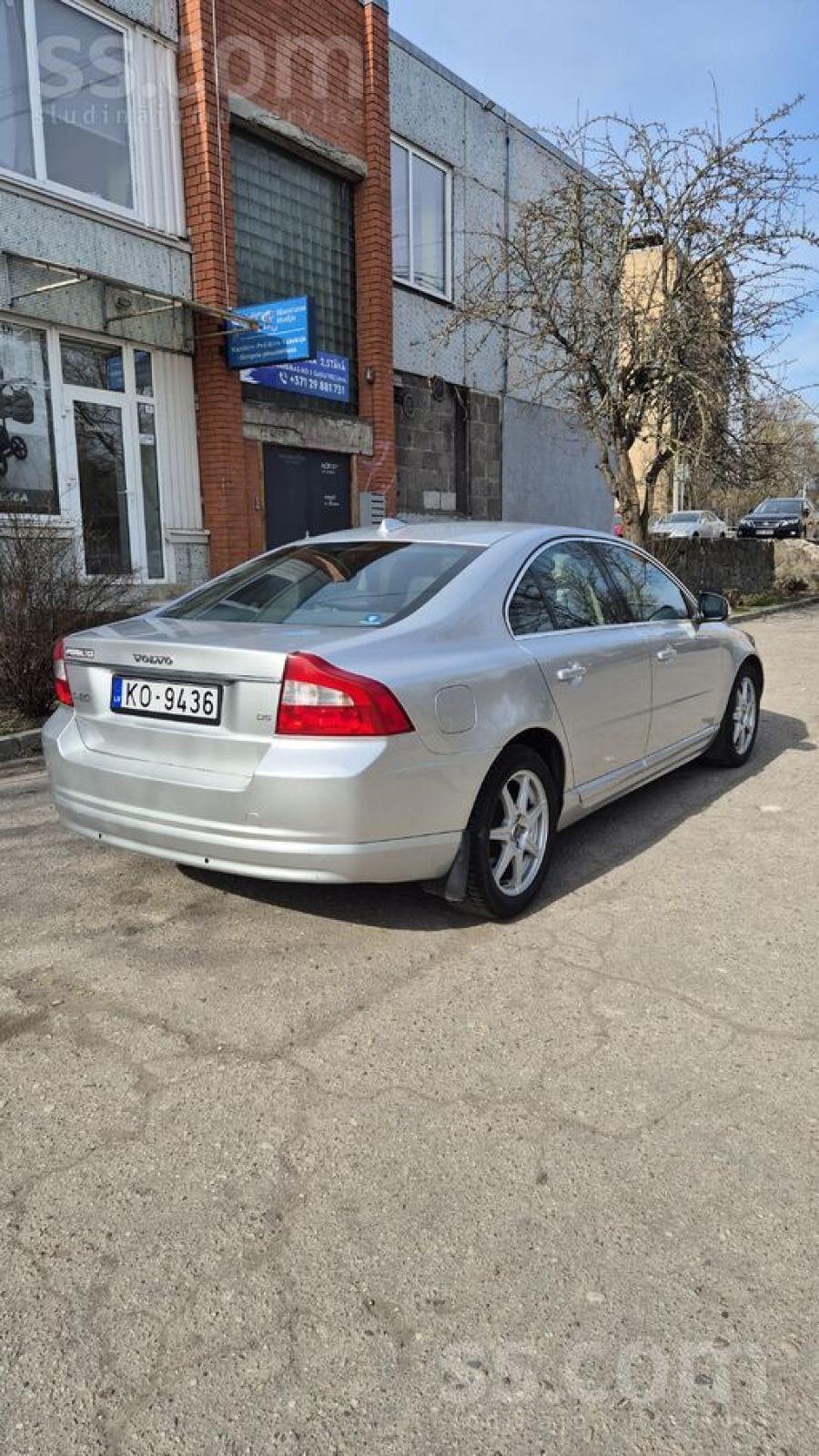 Volvo S80 2008 Rīga, ar dzinēja tilpumu 2.40 L un nobraukumu 290 tūkst. km par 4200 €, foto 5 vietnē AUTOMOTO.COM.LV
