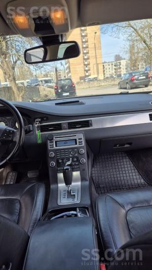 Volvo S80 2008 Rīga, ar dzinēja tilpumu 2.40 L un nobraukumu 290 tūkst. km par 4200 €, foto 11 vietnē AUTOMOTO.COM.LV