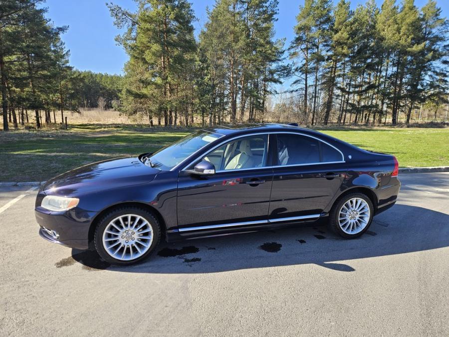 Volvo S80 2008 Narva, ar dzinēja tilpumu 2.40 L un nobraukumu 290 tūkst. km par 5500 €, foto 9 vietnē AUTOMOTO.COM.LV