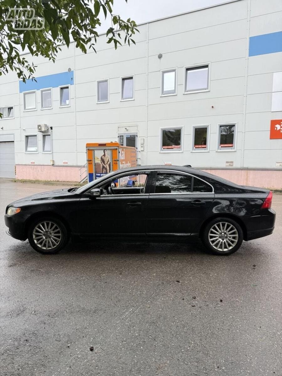 Вольво С80 2008 в Вильнюс, объемом двигателя 3.20 л и пробегом 300 тыс. км за 1550 €, фото 4 на AUTOMOTO.COM.LV