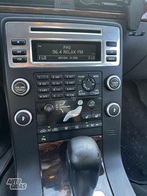 Volvo S80 2008 in Vilnius, with an engine capacity of 2.40 L and mileage of 270 thousand km for 3500 €, photo 15 on AUTOMOTO.COM.LV