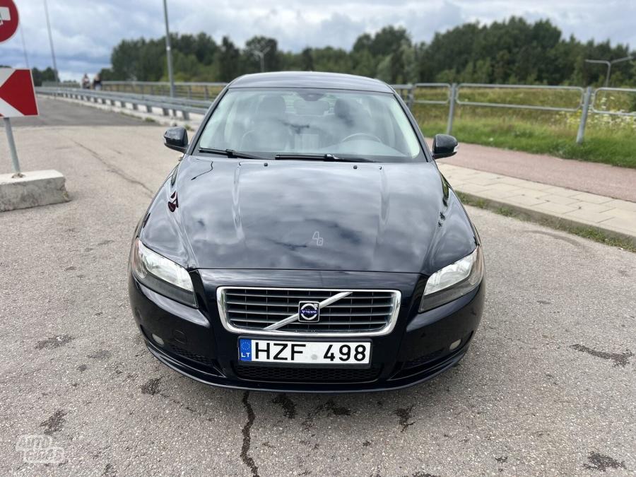 Volvo S80 2008 in Vilnius, with an engine capacity of 2.40 L and mileage of 405 thousand km for 3000 €, photo 3 on AUTOMOTO.COM.LV
