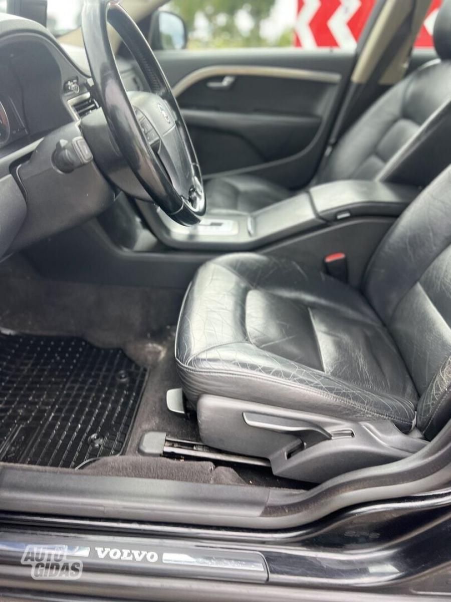 Volvo S80 2008 in Vilnius, with an engine capacity of 2.40 L and mileage of 405 thousand km for 3000 €, photo 13 on AUTOMOTO.COM.LV