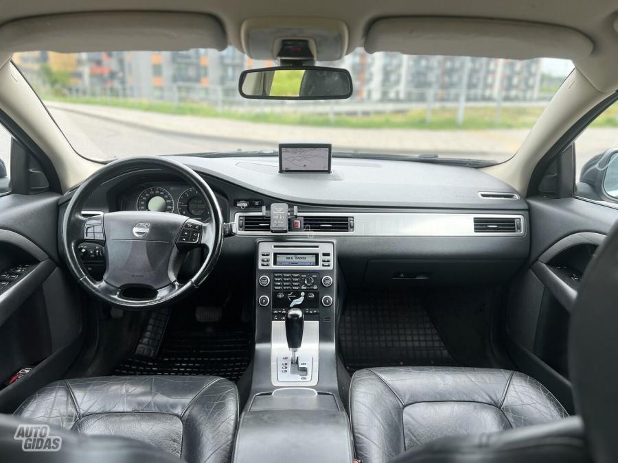 Volvo S80 2008 in Vilnius, with an engine capacity of 2.40 L and mileage of 405 thousand km for 3000 €, photo 14 on AUTOMOTO.COM.LV
