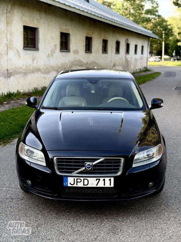 Volvo S80 2008 Viļņa, ar dzinēja tilpumu 2.40 L un nobraukumu 287 tūkst. km par 2500 €, foto 3 vietnē AUTOMOTO.COM.LV