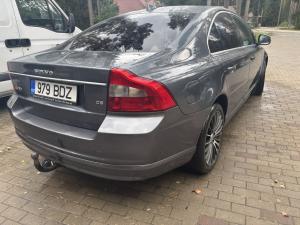 Volvo S80 2008 in Rapla, with an engine capacity of 2.40 L and mileage of 393 thousand km for 4900 €, photo 9 on AUTOMOTO.COM.LV