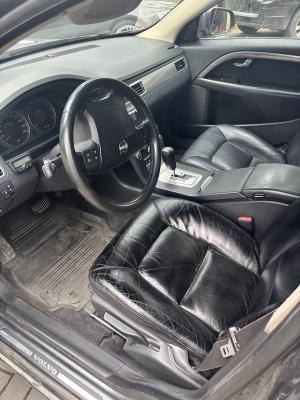 Volvo S80 2008 in Rapla, with an engine capacity of 2.40 L and mileage of 393 thousand km for 4900 €, photo 12 on AUTOMOTO.COM.LV