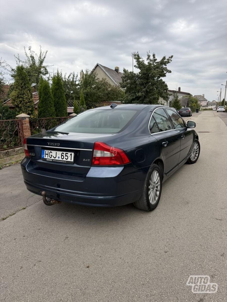 Volvo S80 2008 Klaipėda, ar dzinēja tilpumu 2.40 L un nobraukumu 367 tūkst. km par 3500 €, foto 5 vietnē AUTOMOTO.COM.LV