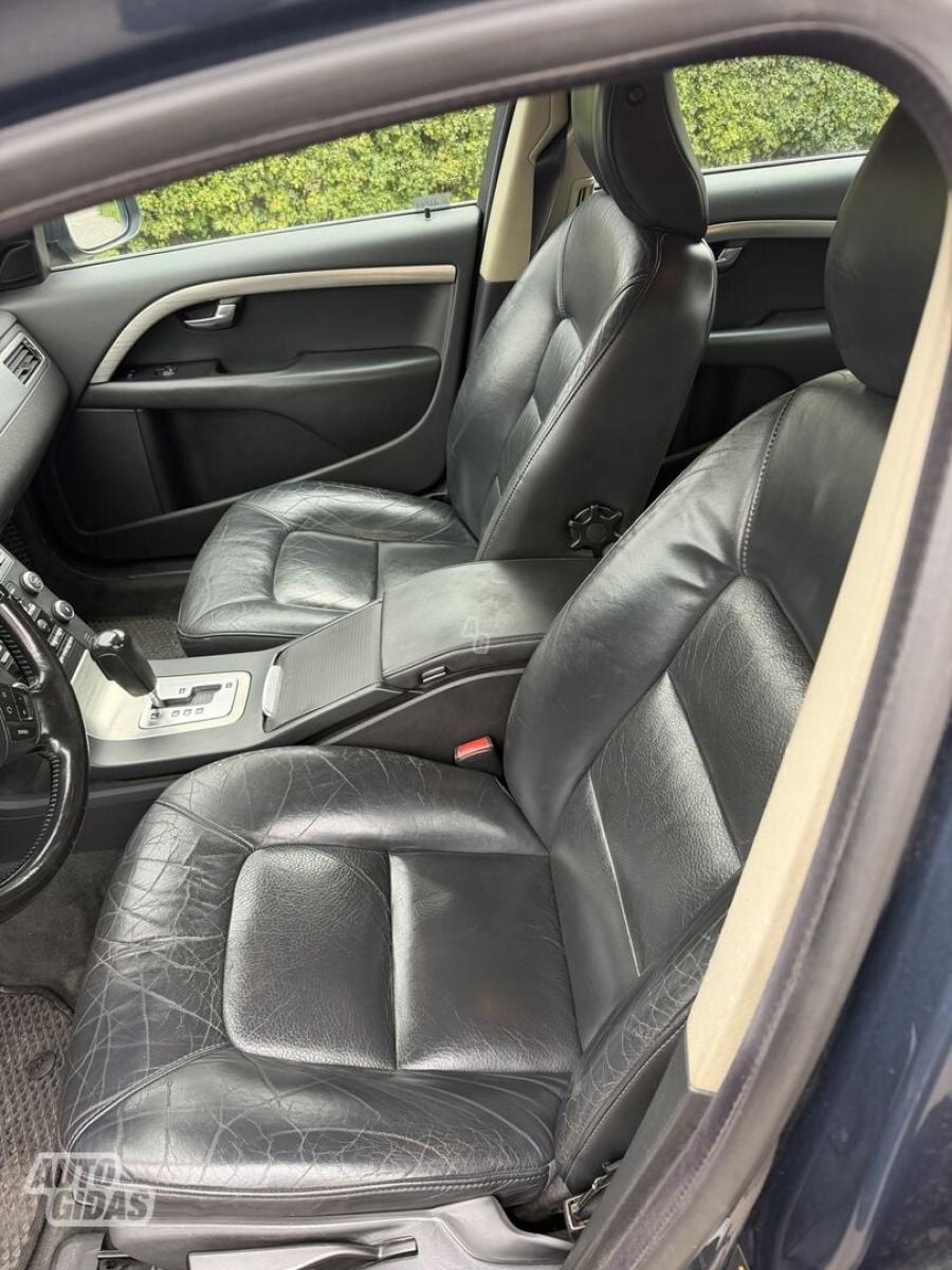 Volvo S80 2008 Klaipėda, ar dzinēja tilpumu 2.40 L un nobraukumu 367 tūkst. km par 3500 €, foto 8 vietnē AUTOMOTO.COM.LV