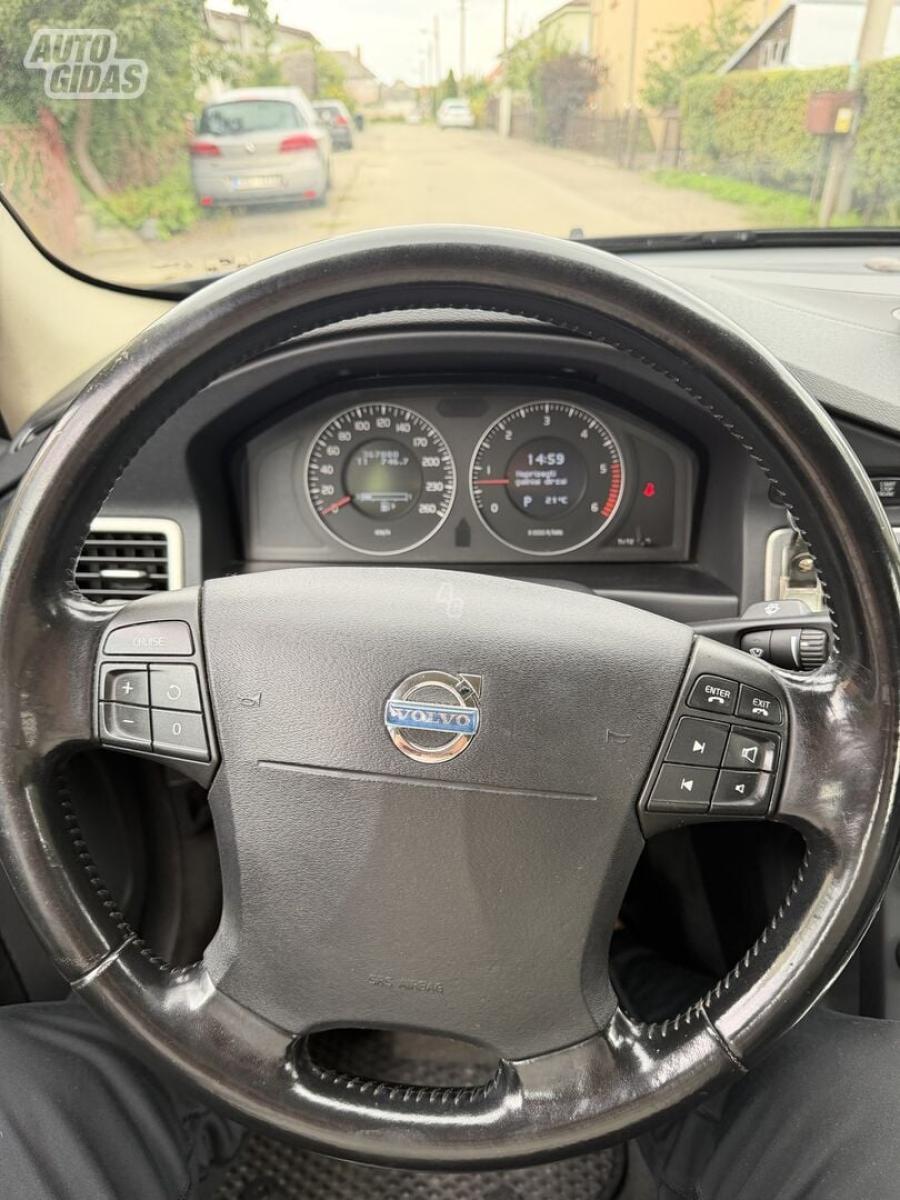 Volvo S80 2008 Klaipėda, ar dzinēja tilpumu 2.40 L un nobraukumu 367 tūkst. km par 3500 €, foto 11 vietnē AUTOMOTO.COM.LV