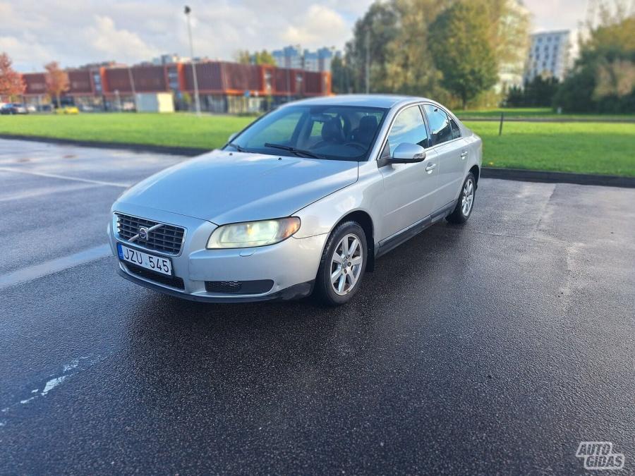 Volvo S80 2008 in Klaipeda, with an engine capacity of 2.40 L and mileage of 0 thousand km for 1400 €, photo 1 on AUTOMOTO.COM.LV