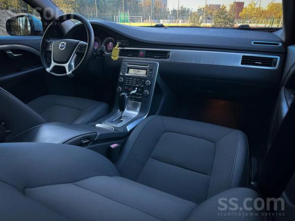 Volvo S80 2009 Rīga, ar dzinēja tilpumu 2.40 L un nobraukumu 271 tūkst. km par 6868 €, foto 8 vietnē AUTOMOTO.COM.LV