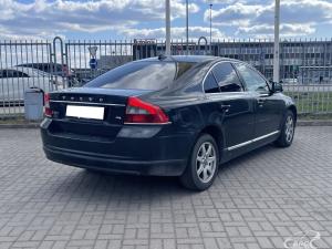 Volvo S80 2009 in Klaipeda, with an engine capacity of 1.56 L and mileage of 376 thousand km for 1900 €, photo 3 on AUTOMOTO.COM.LV