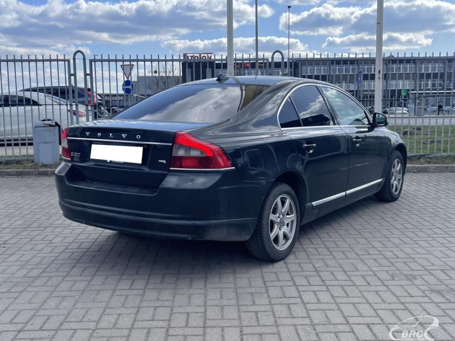 Volvo S80 2009 in Klaipeda, with an engine capacity of 1.56 L and mileage of 376 thousand km for 1900 €, photo 3 on AUTOMOTO.COM.LV