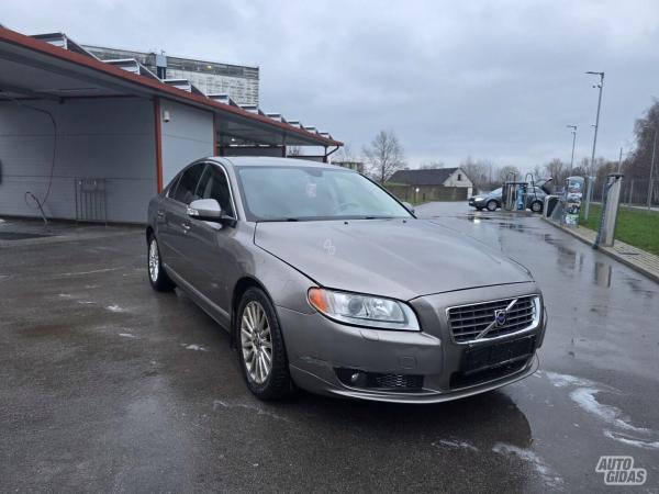 Volvo S80 2009 Kretinga, ar dzinēja tilpumu 2.40 L un nobraukumu 287 tūkst. km par 2100 €, foto 2 vietnē AUTOMOTO.COM.LV
