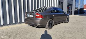 Volvo S80 2009 in Vilnius, with an engine capacity of 3.20 L and mileage of 295 thousand km for 5000 €, photo 4 on AUTOMOTO.COM.LV