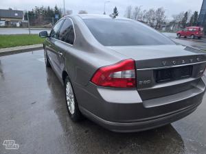 Volvo S80 2009 in Kretinga, with an engine capacity of 2.40 L and mileage of 285 thousand km for 2200 €, photo 7 on AUTOMOTO.COM.LV