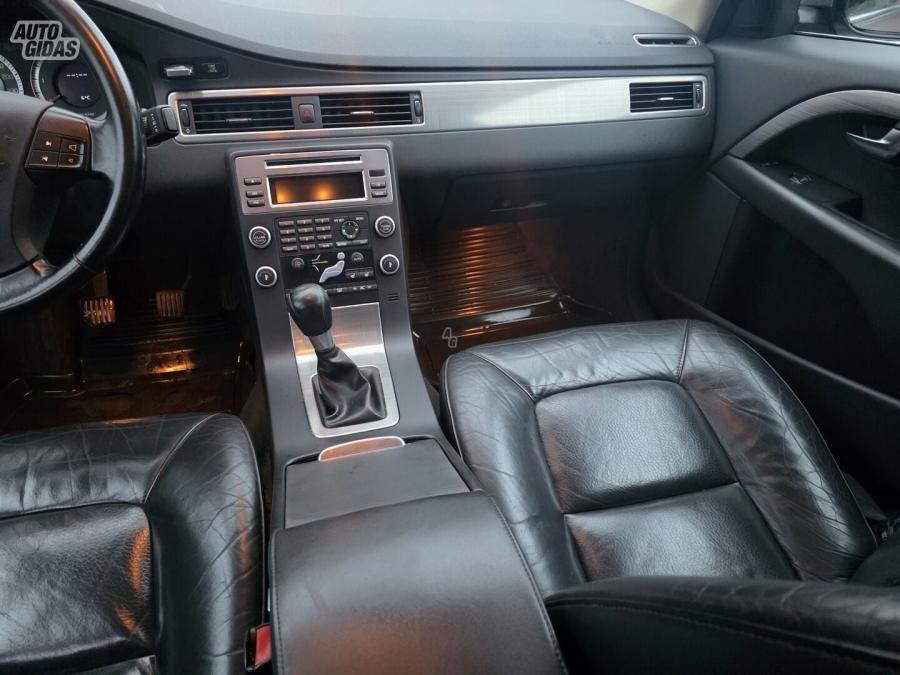Volvo S80 2009 in Kretinga, with an engine capacity of 2.40 L and mileage of 285 thousand km for 2200 €, photo 13 on AUTOMOTO.COM.LV
