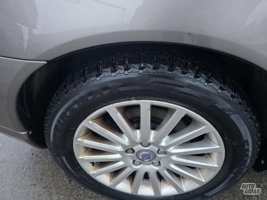 Volvo S80 2009 in Kretinga, with an engine capacity of 2.40 L and mileage of 285 thousand km for 2200 €, photo 16 on AUTOMOTO.COM.LV
