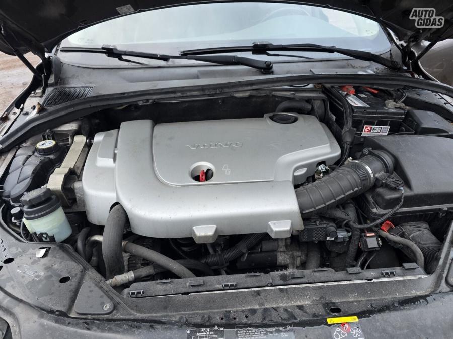Volvo S80 2009 in Kretinga, with an engine capacity of 2.40 L and mileage of 285 thousand km for 2200 €, photo 17 on AUTOMOTO.COM.LV