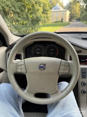 Volvo S80 2009 in Vilnius, with an engine capacity of 2.40 L and mileage of 295 thousand km for 2200 €, photo 12 on AUTOMOTO.COM.LV