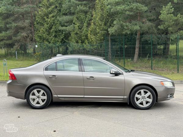 Volvo S80 2009 Šauļi, ar dzinēja tilpumu 2.40 L un nobraukumu 354 tūkst. km par 1990 €, foto 7 vietnē AUTOMOTO.COM.LV