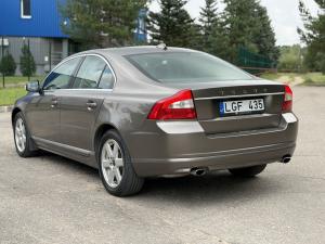 Volvo S80 2009 Šauļi, ar dzinēja tilpumu 2.40 L un nobraukumu 354 tūkst. km par 1990 €, foto 9 vietnē AUTOMOTO.COM.LV