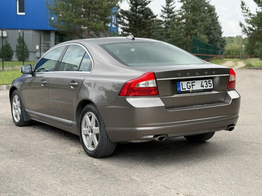 Volvo S80 2009 Šauļi, ar dzinēja tilpumu 2.40 L un nobraukumu 354 tūkst. km par 1990 €, foto 9 vietnē AUTOMOTO.COM.LV