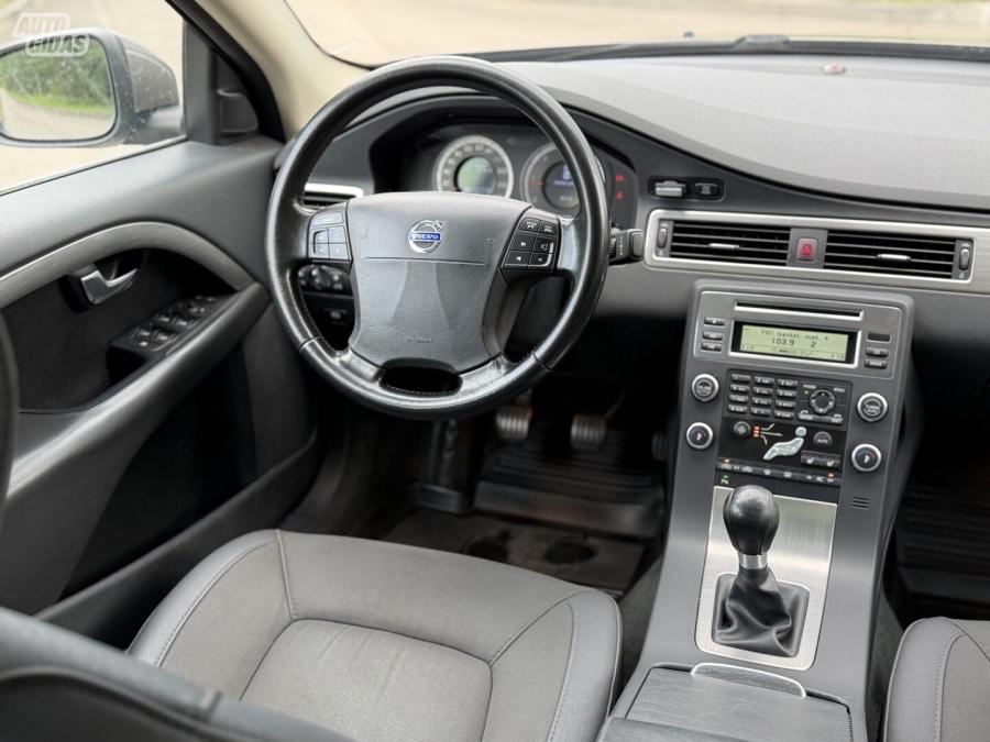 Volvo S80 2009 Šauļi, ar dzinēja tilpumu 2.40 L un nobraukumu 354 tūkst. km par 1990 €, foto 11 vietnē AUTOMOTO.COM.LV