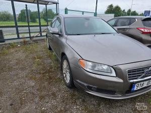 Volvo S80 2009 in Kretinga, with an engine capacity of 2.40 L and mileage of 275 thousand km for 1700 €, photo  on AUTOMOTO.COM.LV