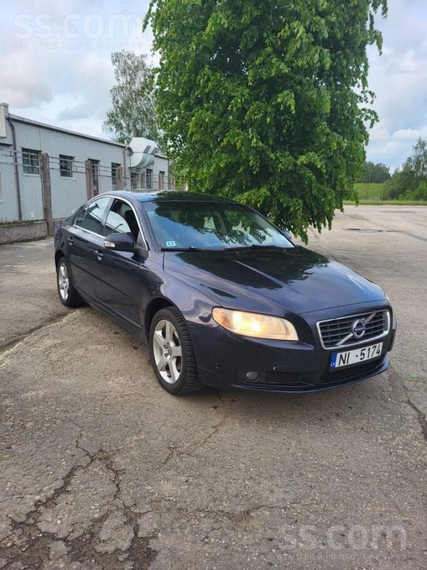 Volvo S80 2010 in Aizkraukle, with an engine capacity of 2.40 L and mileage of 0 thousand km for 800 €, photo 10 on AUTOMOTO.COM.LV