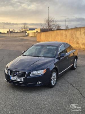 Volvo S80 2010 in Mazeikiai, with an engine capacity of 2.40 L and mileage of 326 thousand km for 4400 €, photo  on AUTOMOTO.COM.LV