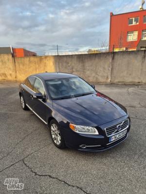 Volvo S80 2010 in Mazeikiai, with an engine capacity of 2.40 L and mileage of 326 thousand km for 4400 €, photo 3 on AUTOMOTO.COM.LV